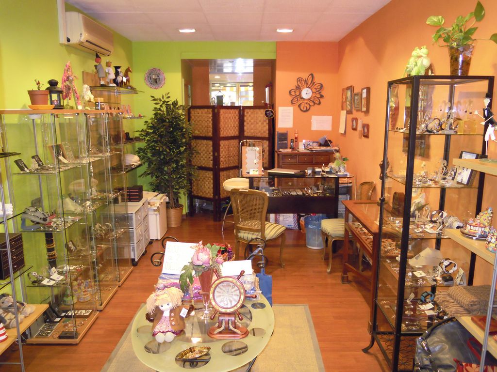 Tienda de artículos de regalo de artesanía y diseño