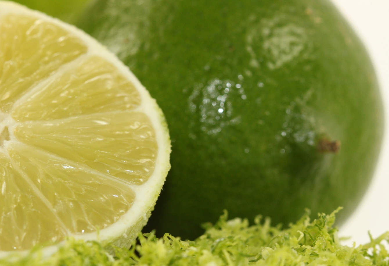 Baking is my Zen: Lime Gelato ~ So Tangy