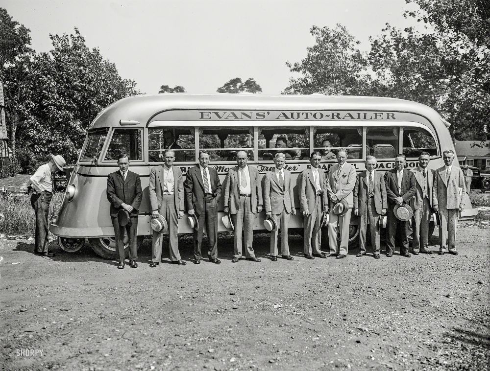 Evans’ Auto-Railer: Bus That Runs Across the Road and Railway Tracks in ...