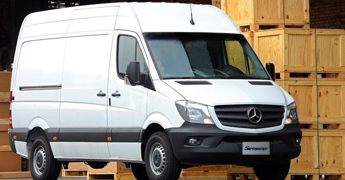 Linha Sprinter lidera as vendas de comerciais leves no acumulado do ano