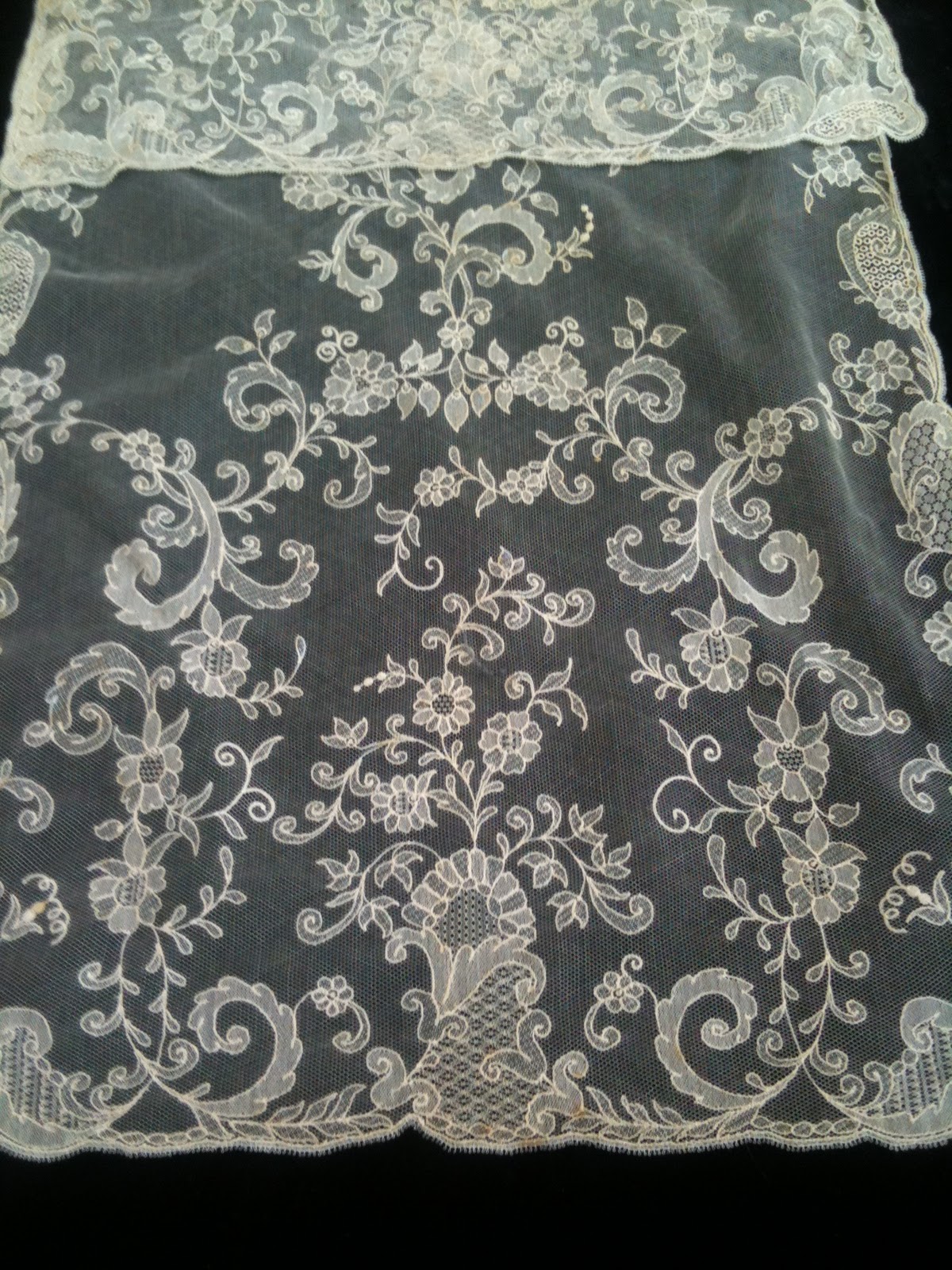 Rosemary Cathcart Antique Lace and Vintage Fashion: Antique Limerick ...