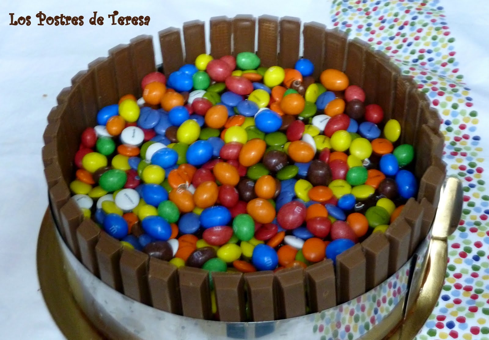 Los Postres de Teresa: Tarta de Kit Kat & Lacasitos o M&M