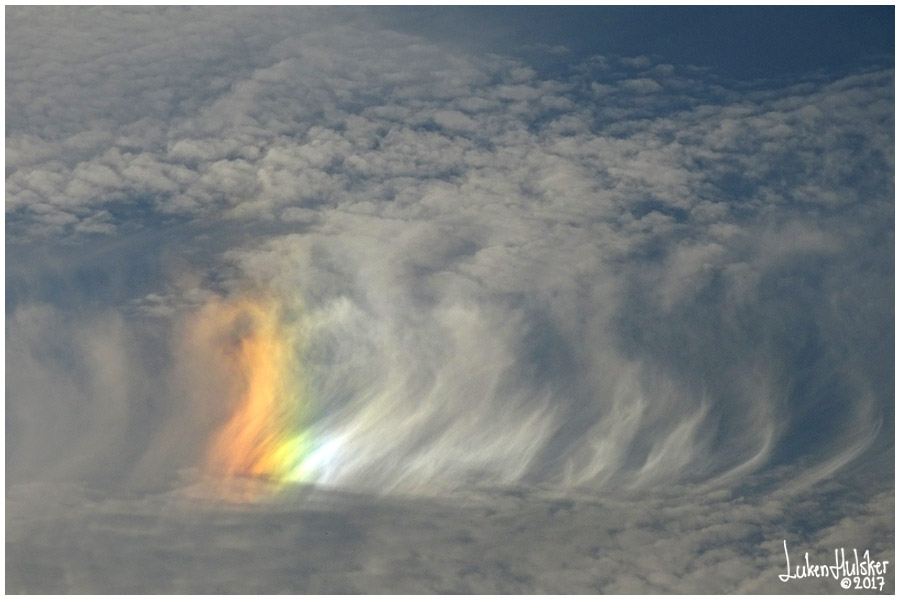 LH VANDAAG: Prachtige bijzon (parhelium) boven de Veenkoloniën vanavond