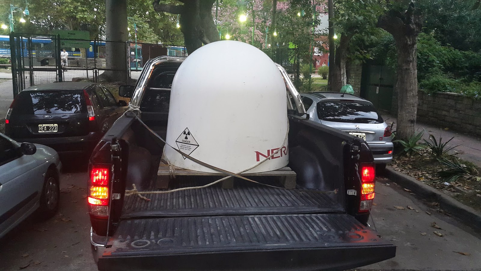 Antena InmarSat Nera F77 ~ LU7ADW