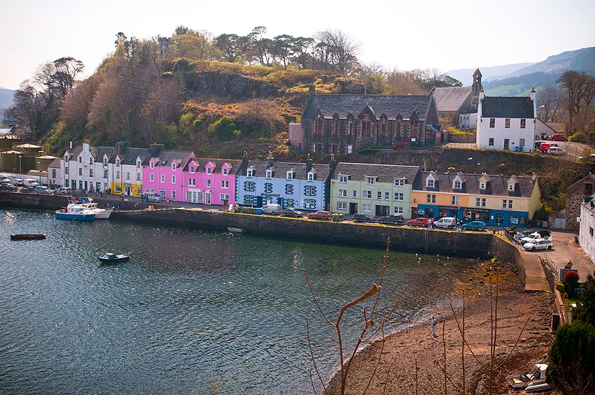 Around Scotland: PORTREE