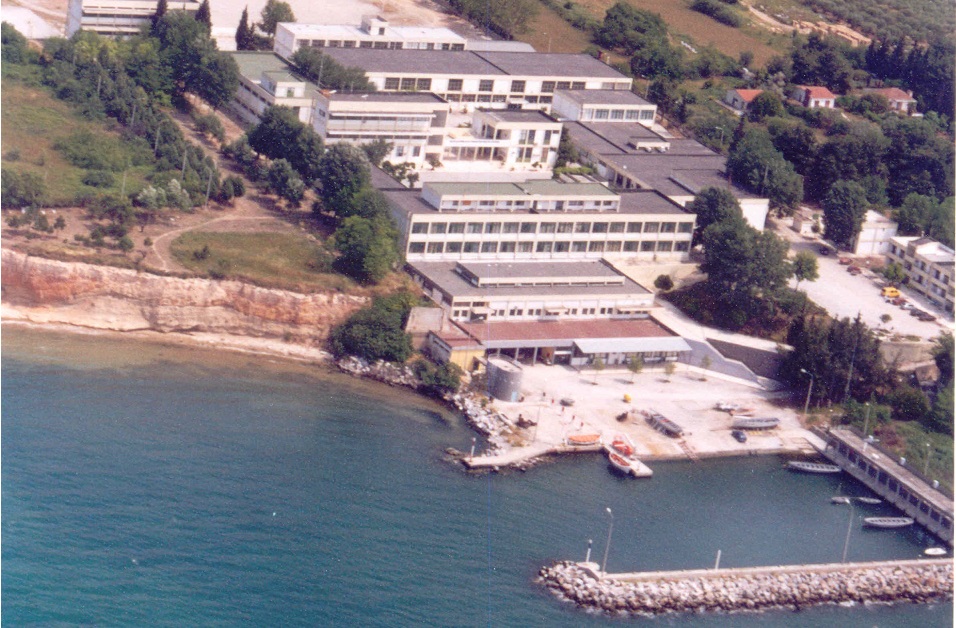 ThessBomb: Η ΠΕΡΙΦΕΡΕΙΑ ΚΕΝΤΡΙΚΗΣ ΜΑΚΕΔΟΝΙΑΣ ΕΞΟΠΛΙΖΕΙ ΤΗΝ ΑΚΑΔΗΜΙΑ ΚΑΙ ...