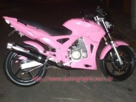De Tudo E Mais Um Pouco: Moto Rosa