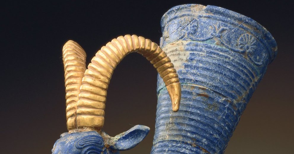 نشریۀ ایرانشناسی: Achaemenid Lapis Lazuli Rhyton