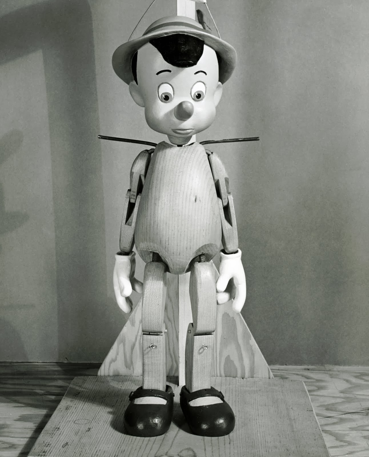 Deja View: Ollie & Frank on Pinocchio