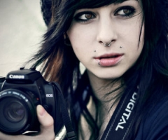 Emo Hair | Emo Hairstyles | Emo Haircuts: emo lip piercing