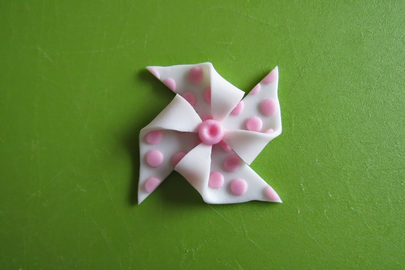 Backorphine english: TUTORIAL - Fondant windmill