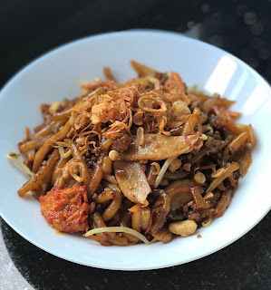 Min's Kitchen: Fried Mee Tai Bak