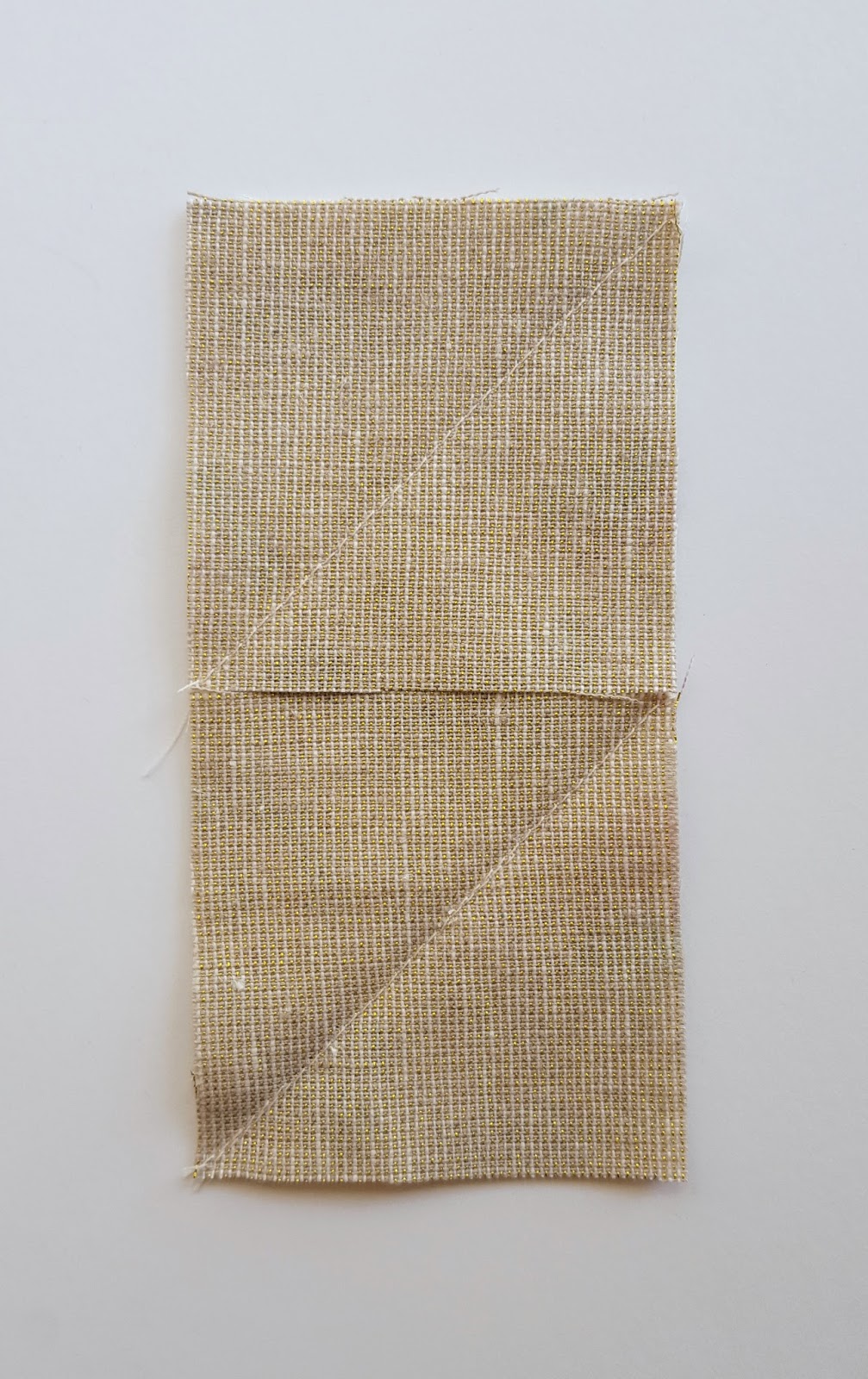 Fabric Mutt: Diamond Block Tutorial & Project Ideas