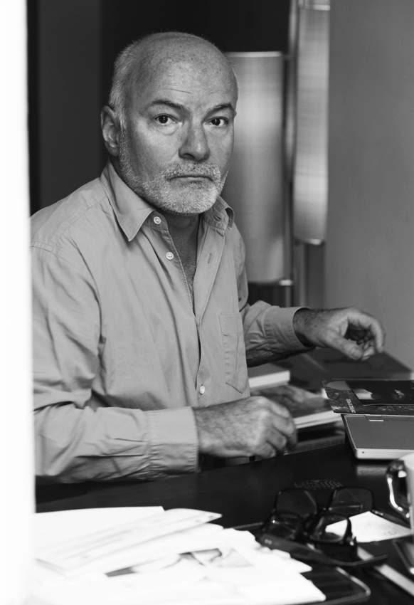 Henry Roy: Patrick Rémy is a journalist, teacher, curator, great books ...