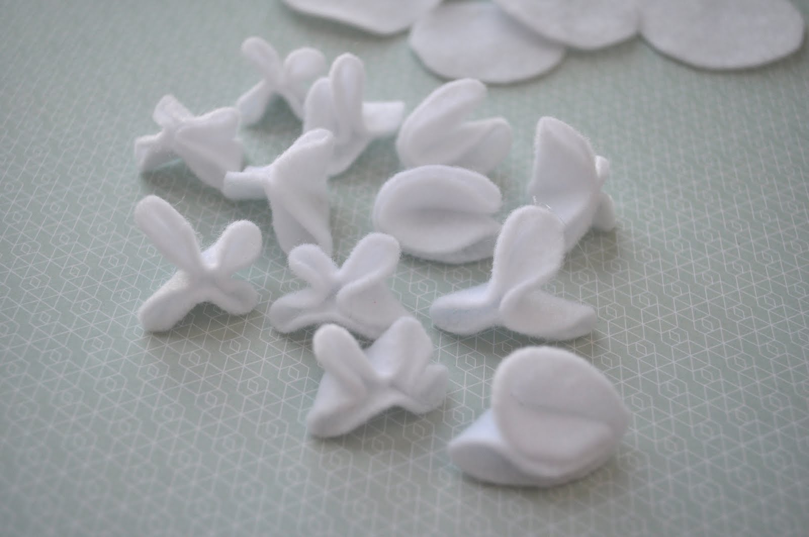Ruffle Flower Tutorial - The Small Things Blog