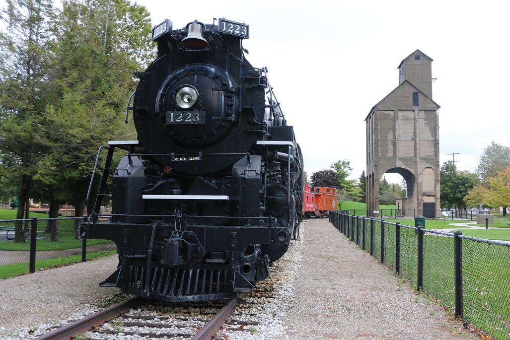 Michigan Exposures: Stopping at the Pere Marquette 1223