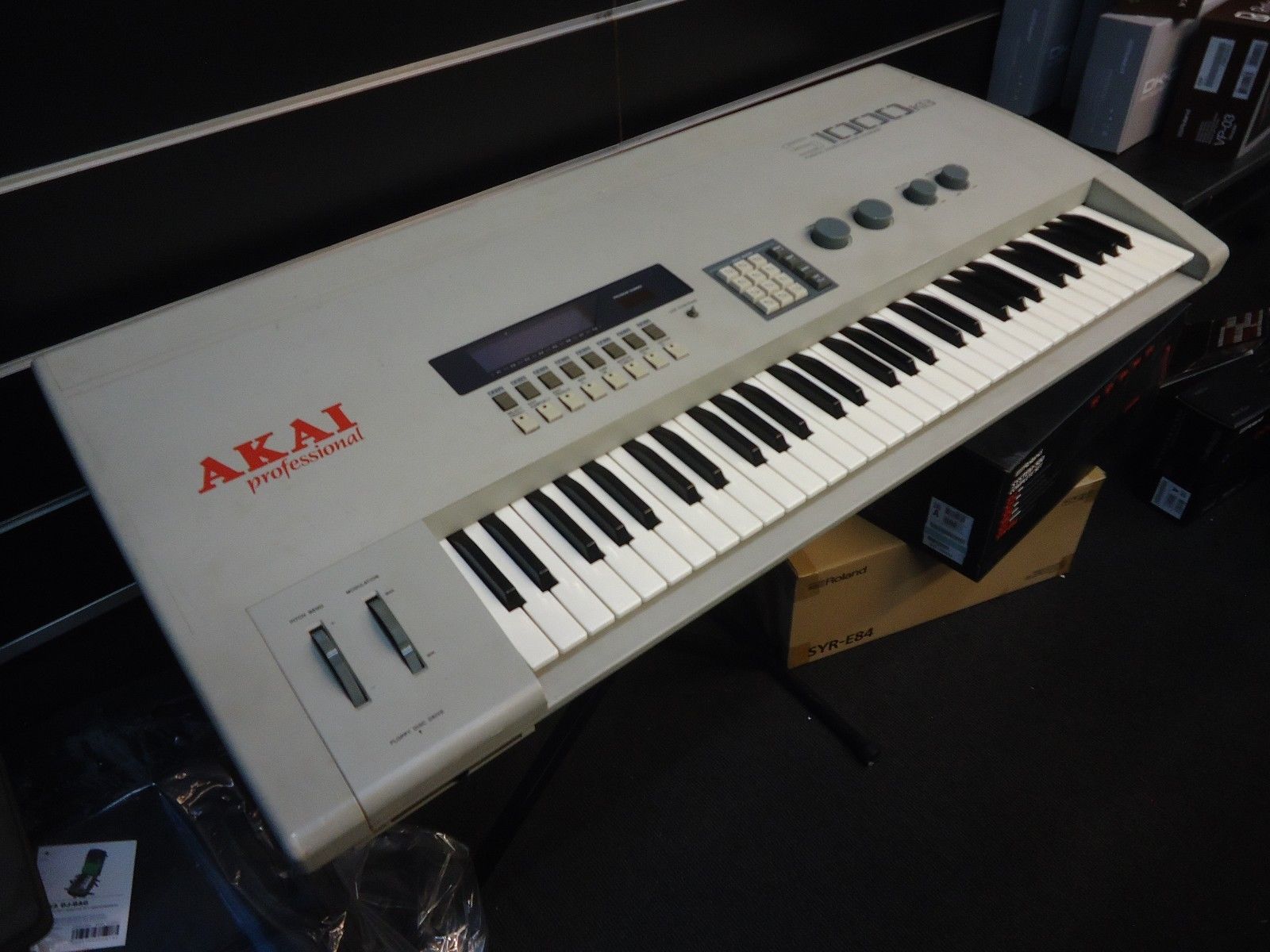 MATRIXSYNTH: AKAI S1000KB 16-VOICE 61-KEY DIGITAL MEGA-SAMPLER ...
