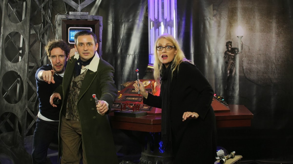 Making my 8th Doctor Costume: Gallifrey One 2014 - TARDIS console ...