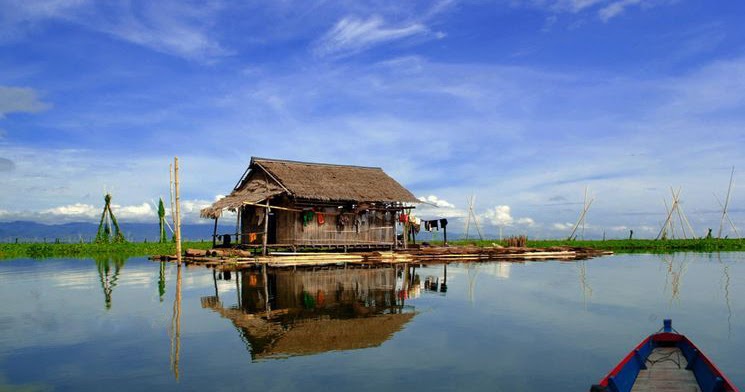 Sengkang Dengan Wisata Rumah Terapung di Danau Tempe