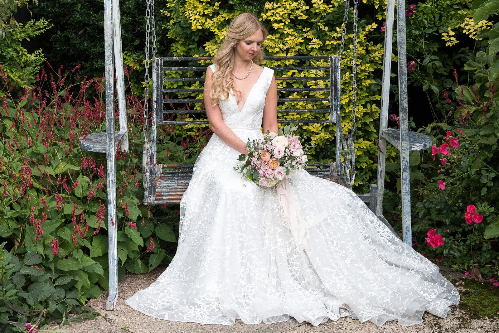 EXCLUSIVE | Modern English Rose - Bridal Editor