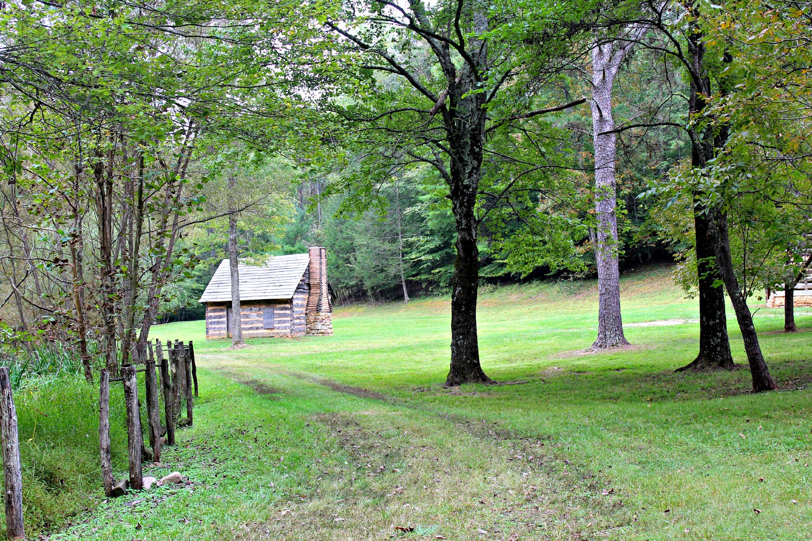 Around Roanoke, VA (A Daily Photo Blog): Little Cabin In The Woods