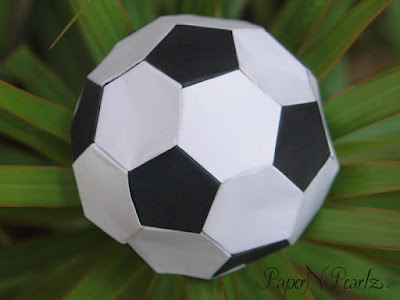 Football | Paper N Pearlz