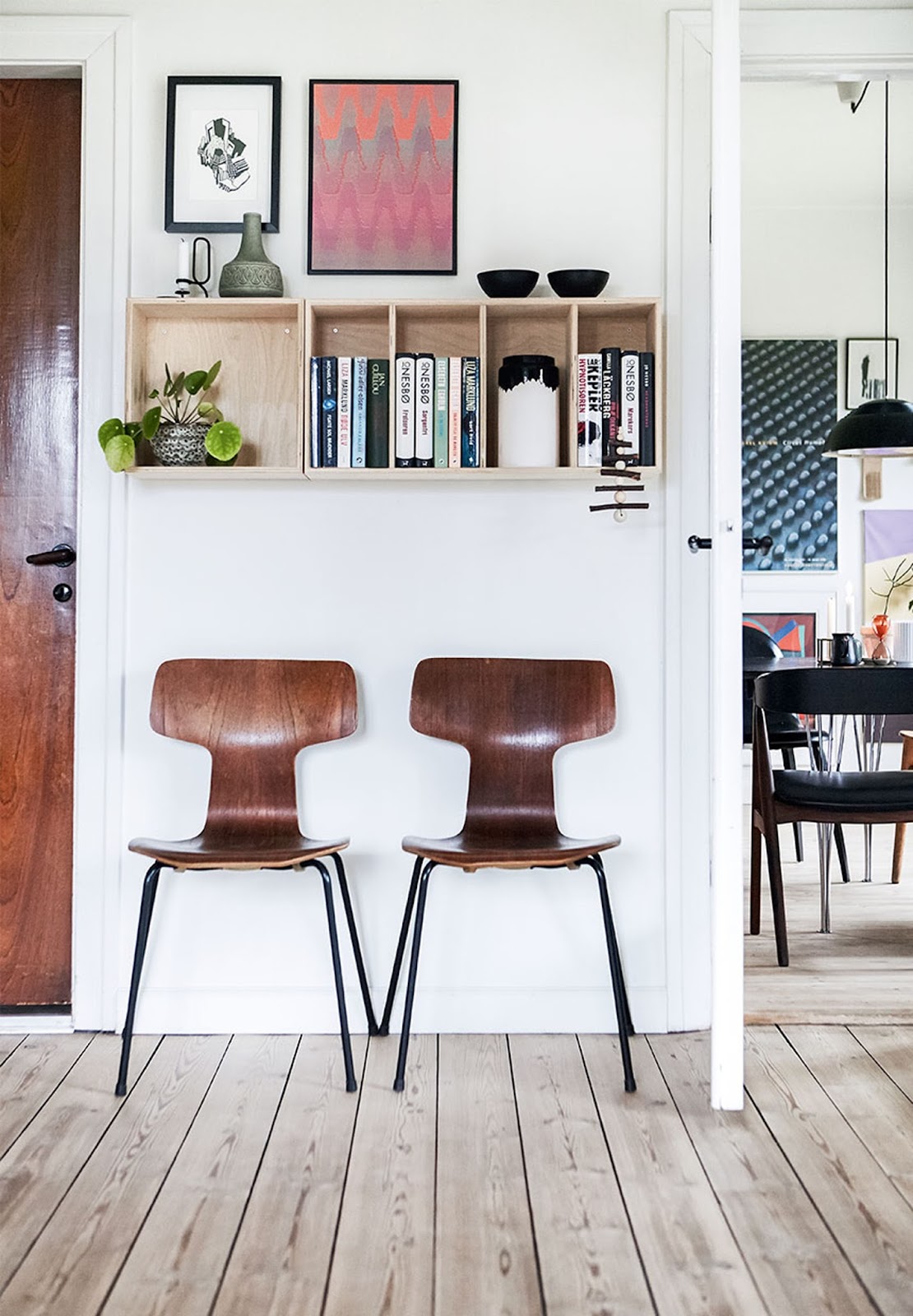 Cozy Scandinavian villa full of retro design | design attractor ...