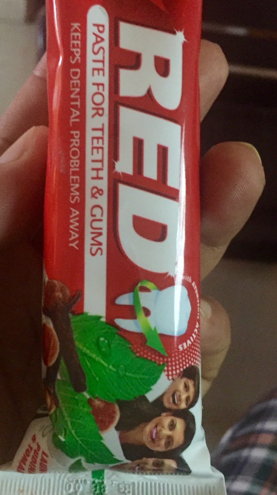 My Review- Dabur Red Toothpaste (An effective toothpaste in Market)