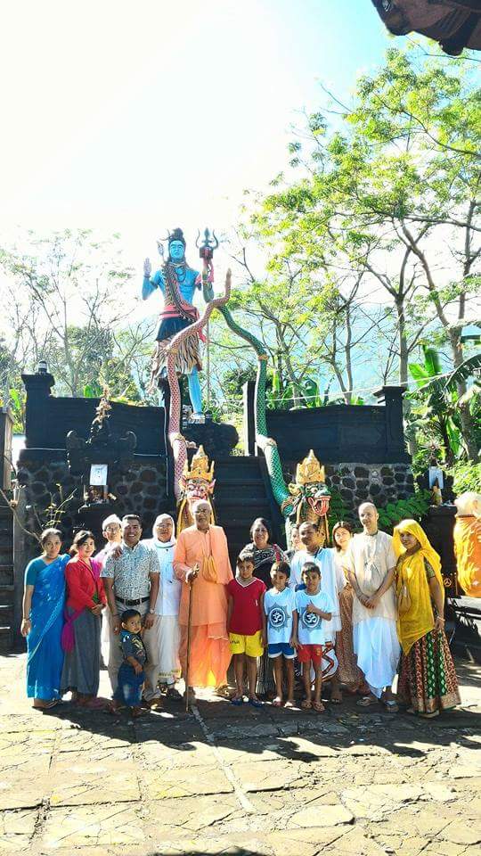 His Grace Sripada Chaitanya Chandra Dasa Guru Maharaja. ~ Sadhu-Guru-Sastra