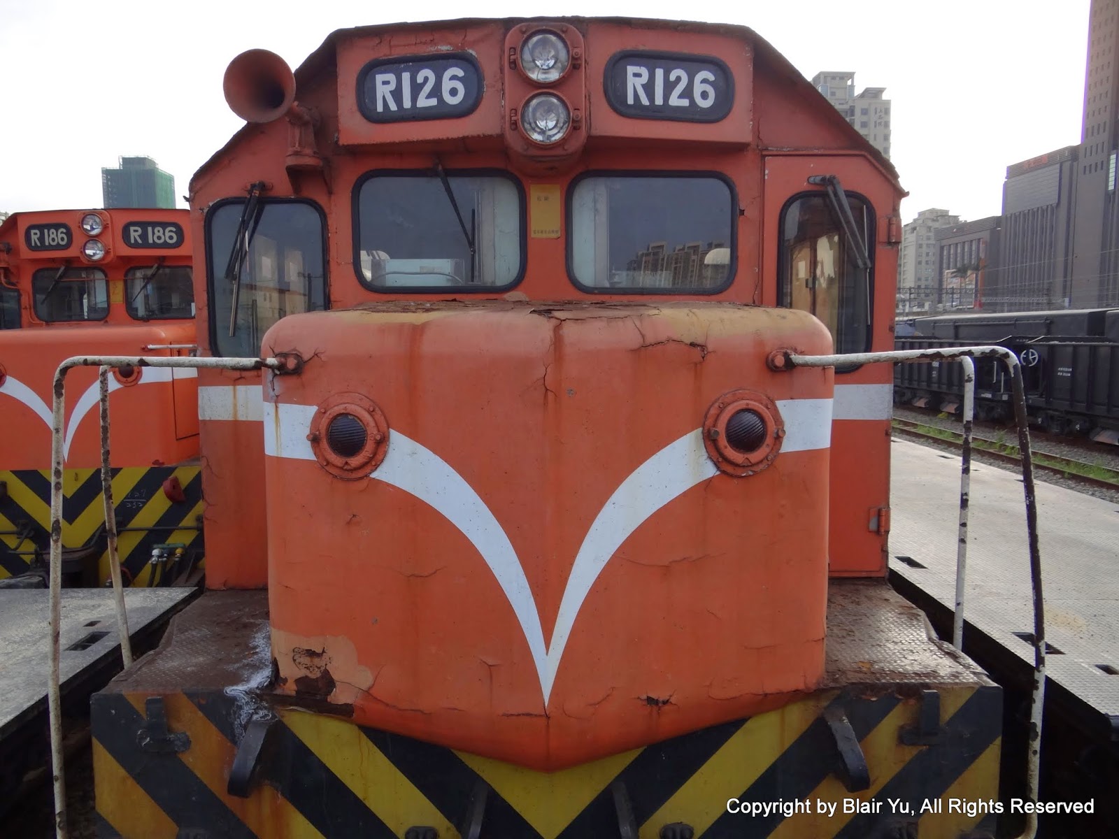 Blair's 鐵道攝影: R126柴電機車 / TRA R126 Diesel-electric Locomotive