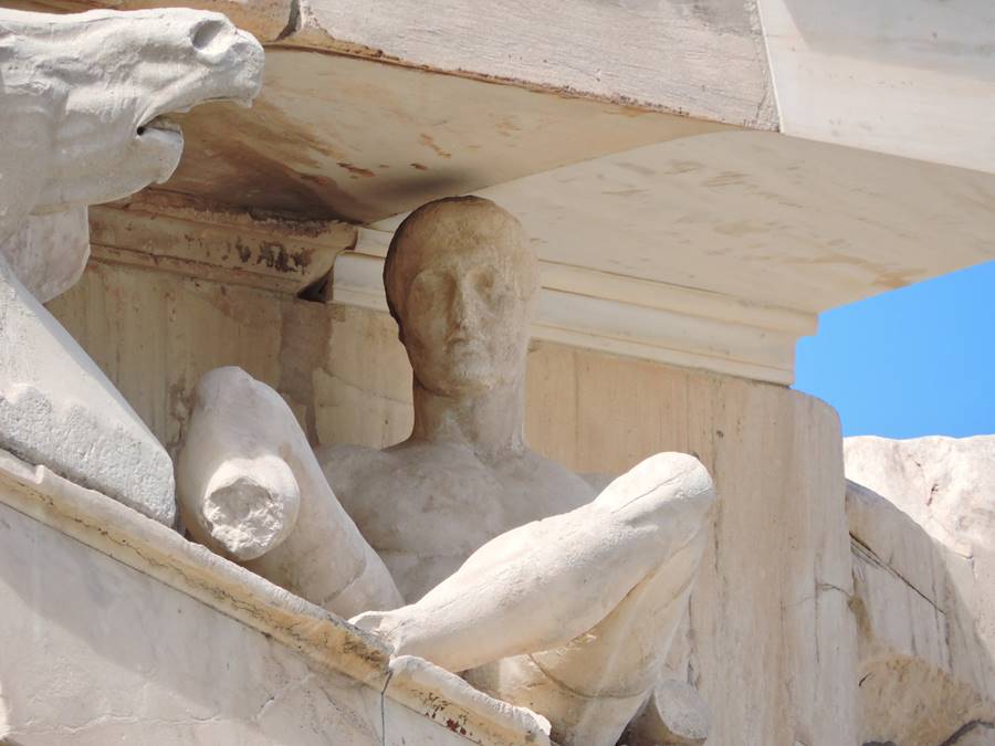 Οι αθέατες λεπτομέρειες του Παρθενώνα! - Αρχαία Ελληνικά