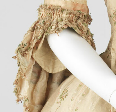 Marie Antoinette's: The Robe à la française [Poll]