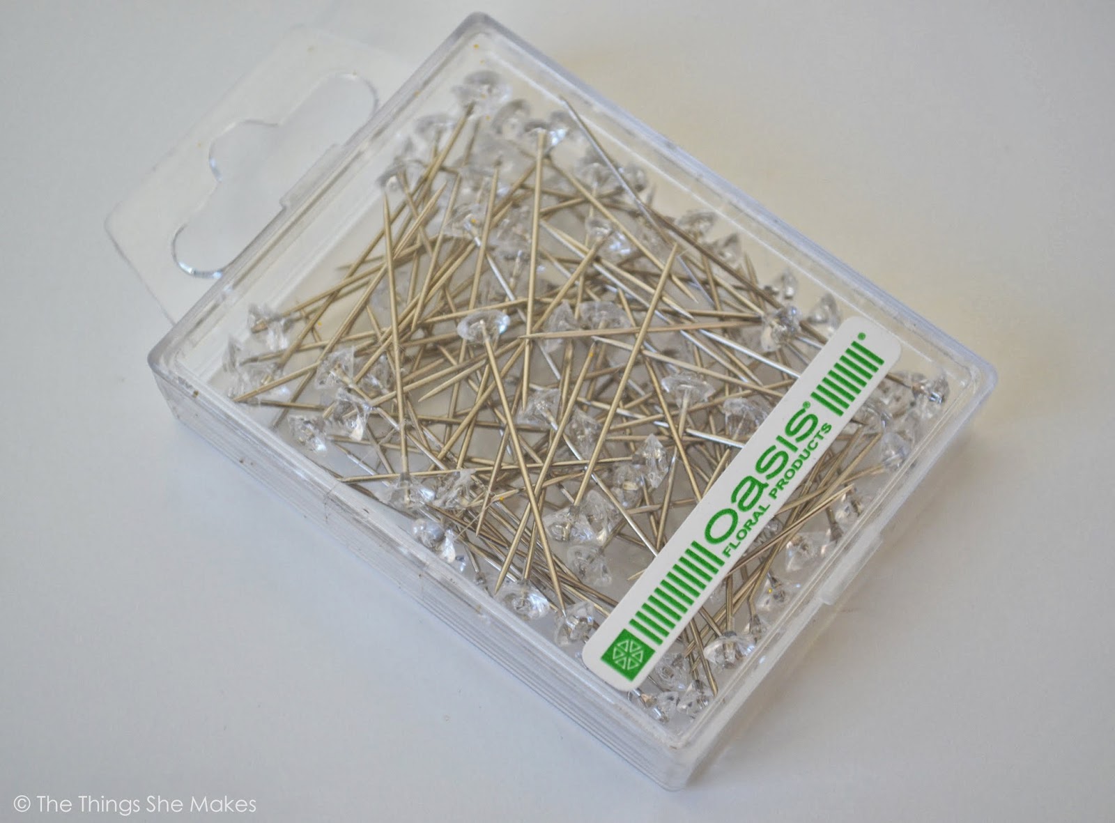 How to Make a Pin and Thread Eiffel Tower | The Things She Makes