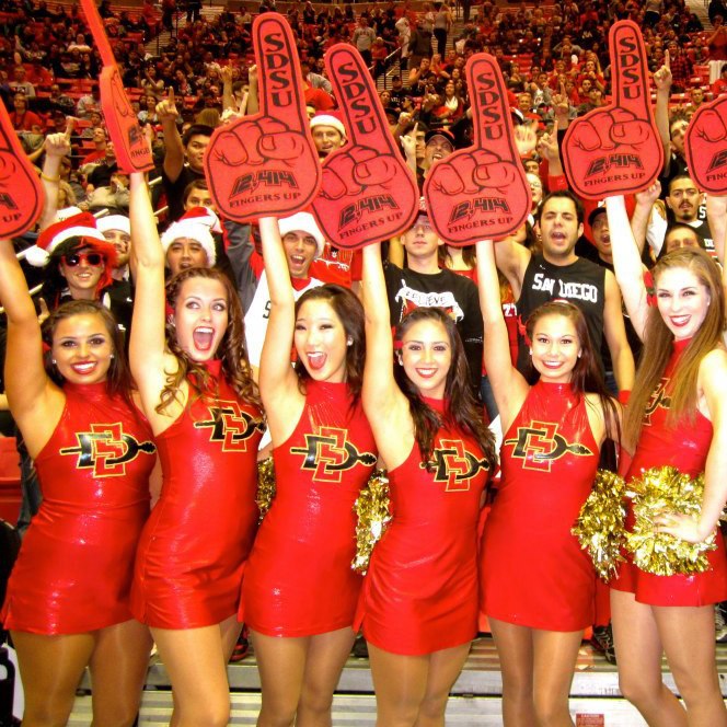 NFL and College Cheerleaders Photos: San Diego State Dancers Take Great ...