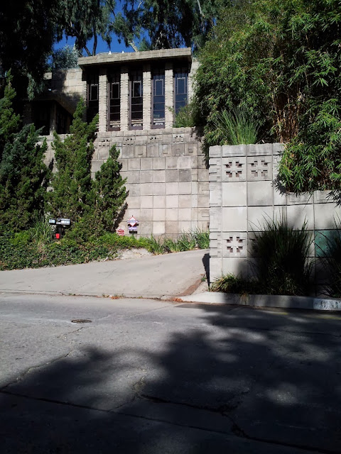 LA ARCHITECTURE 4U: Frank Lloyd Wright, The John Storer Residence- 8161 ...