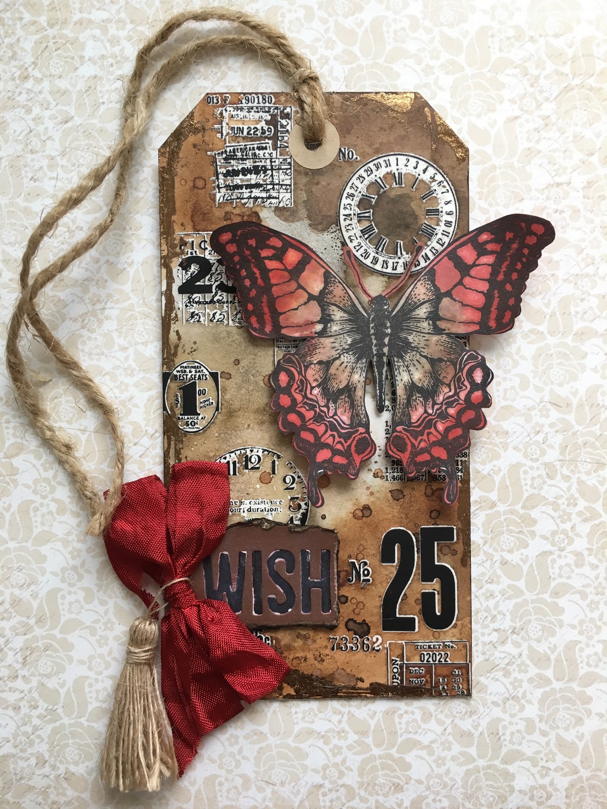 SewPaperPaint: Tim Holtz November 12 Tags of 2016