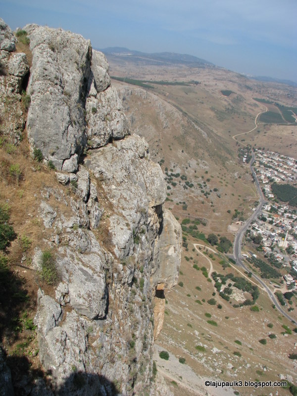 THROUGH THE LAND OF ISRAEL III: Arbel Cliffs-gives one of the best aerial views in Israel ...