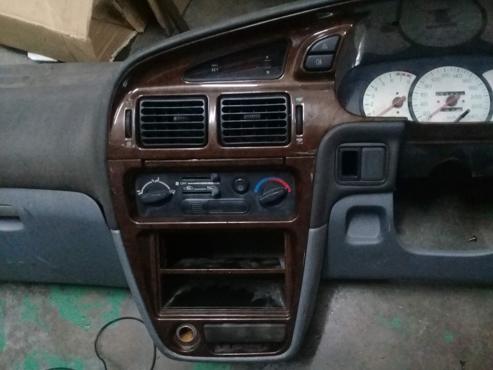 Dashboard Wira Uk Spec - KendracelJefferson