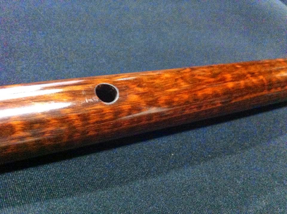 Thai Flute Music ~Khlui Thai: Thai flute made from snake wood ขลุ่ยไม้ ...