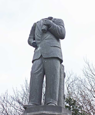 photopol: THE IRA'S TWILIGHT YEARS