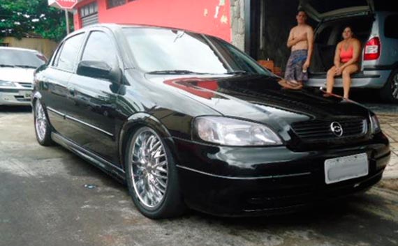 Astra Turbo - Only Cars