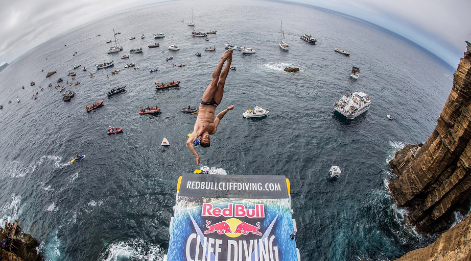 Os melhores Momentos do Red Bull Cliff Diving Azores 2016 - I Love Azores