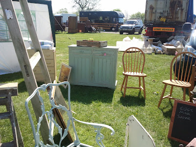 cupboard revamp joy - Tara Leaver