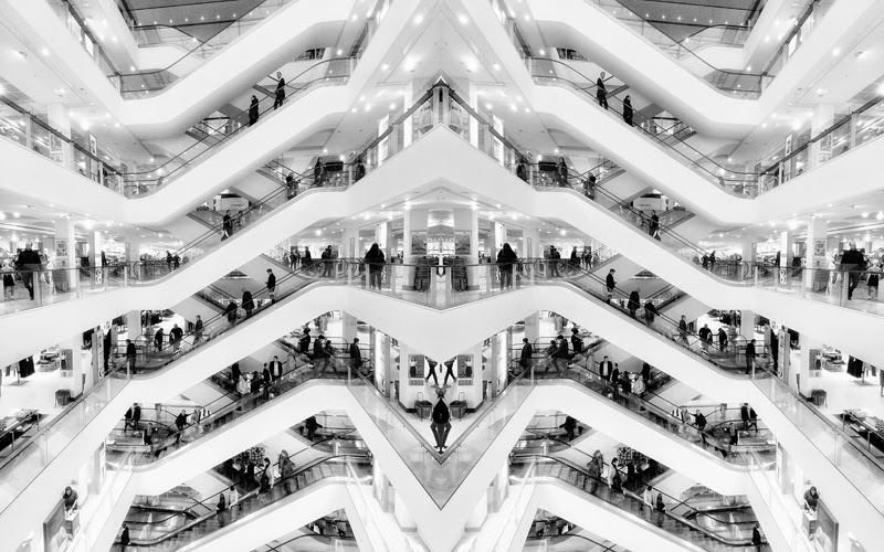 On Photography: Mirror-Tessellation Photography by example