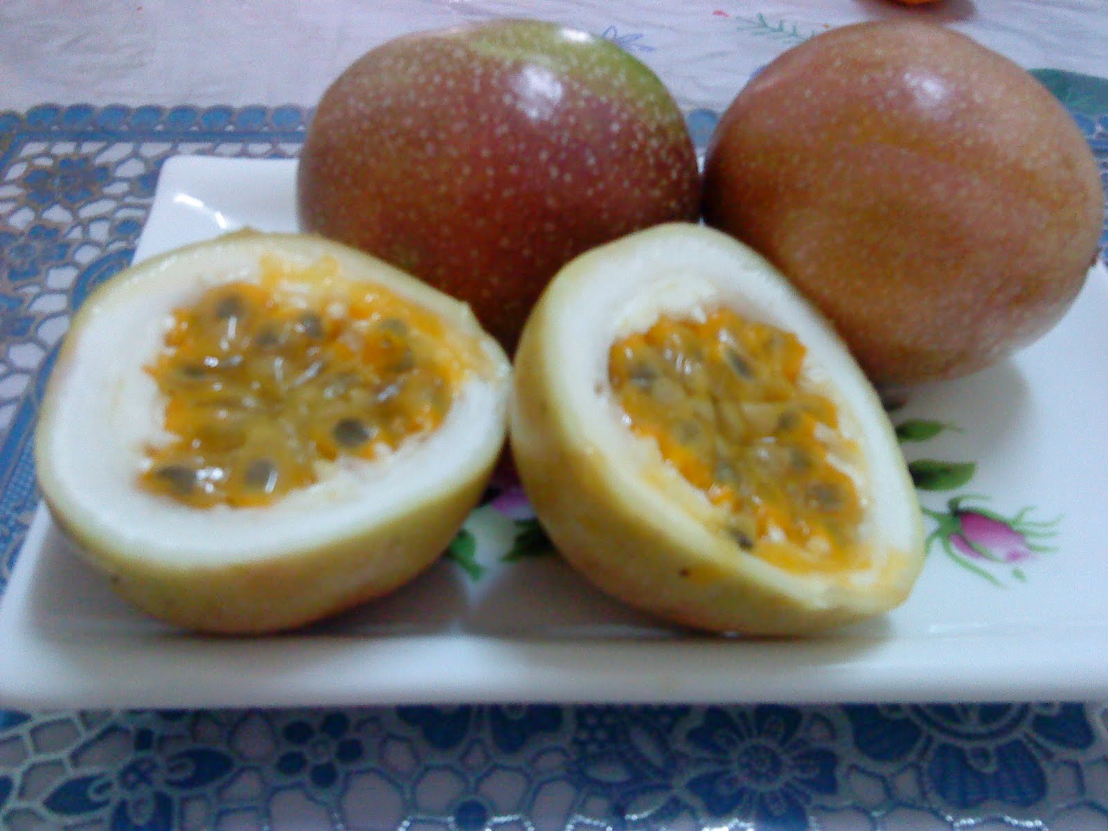 Sakura Berbunga Lagi ....: BUAH MARKISA