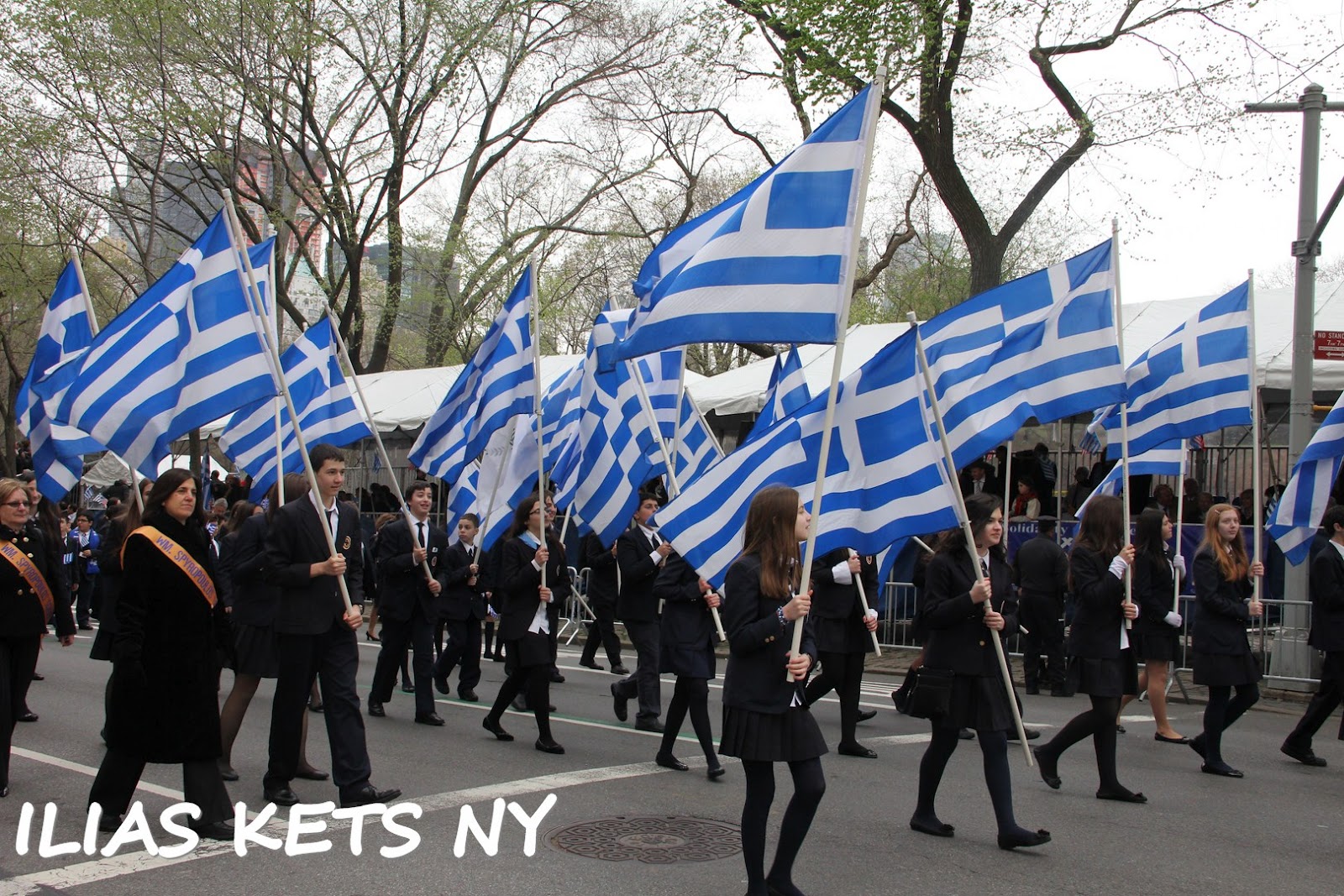 ILIAS KETS NY: *** Η ΠΑΡΕΛΑΣΗ ΤΩΝ ΕΛΛΗΝΩΝ ΣΤΗΝ ΝΕΑ ΥΟΡΚΗ