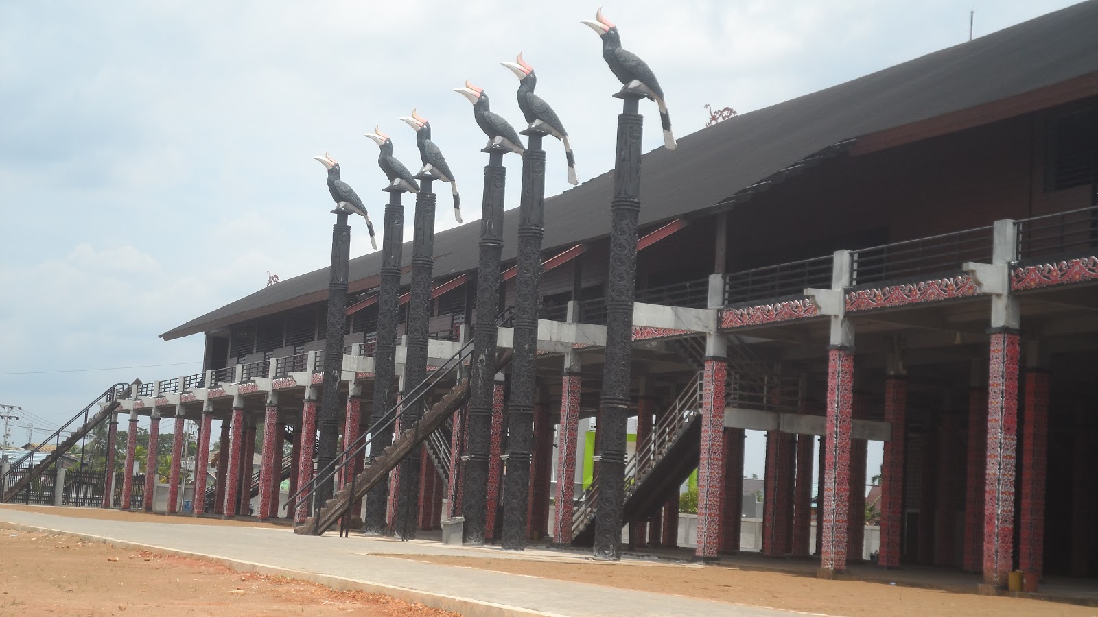 Interesting Corner of Me : Rumah Adat Radakng Dayak Kalimantan Barat