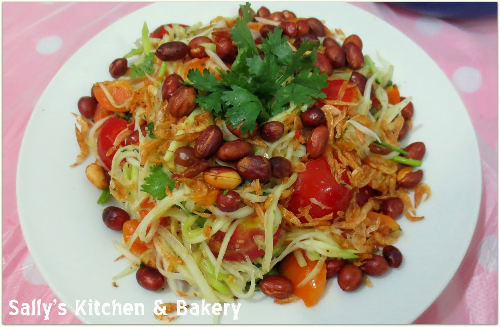 Sally's Kitchen & Bakery: 泰式青木瓜沙律[Som Tom] (附食譜)