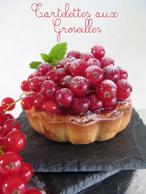 J'en reprendrai bien un bout...: Tartelettes aux Groseilles