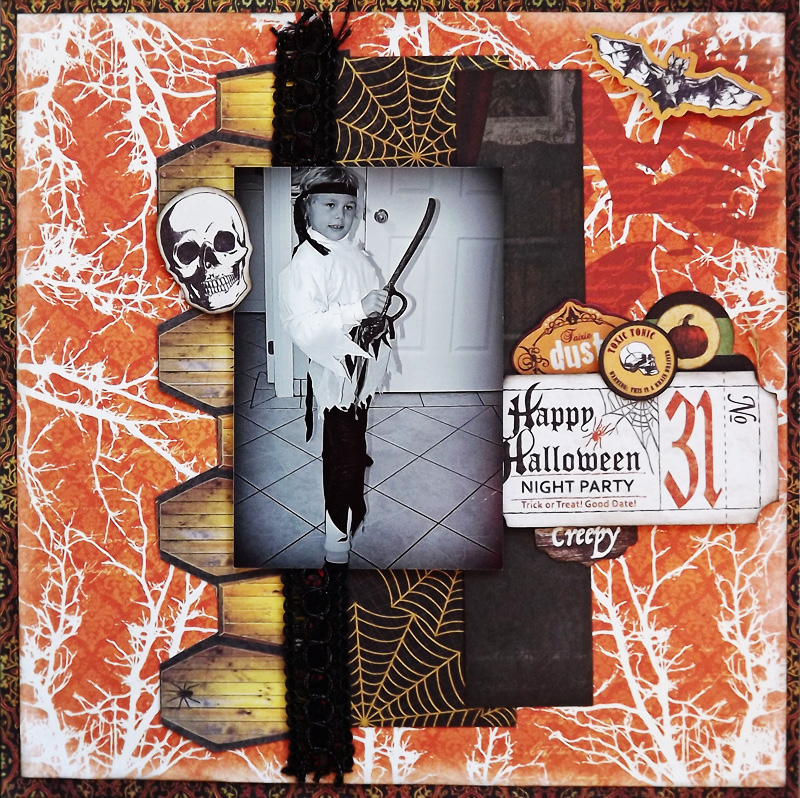 Scraps of Darkness and Scraps of Elegance: 2 Page Halloween layout!